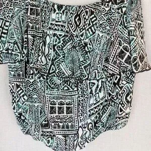 Wet Seal | Tops | Wet Seal Strapless Blueblack Pattern Top | Poshmark